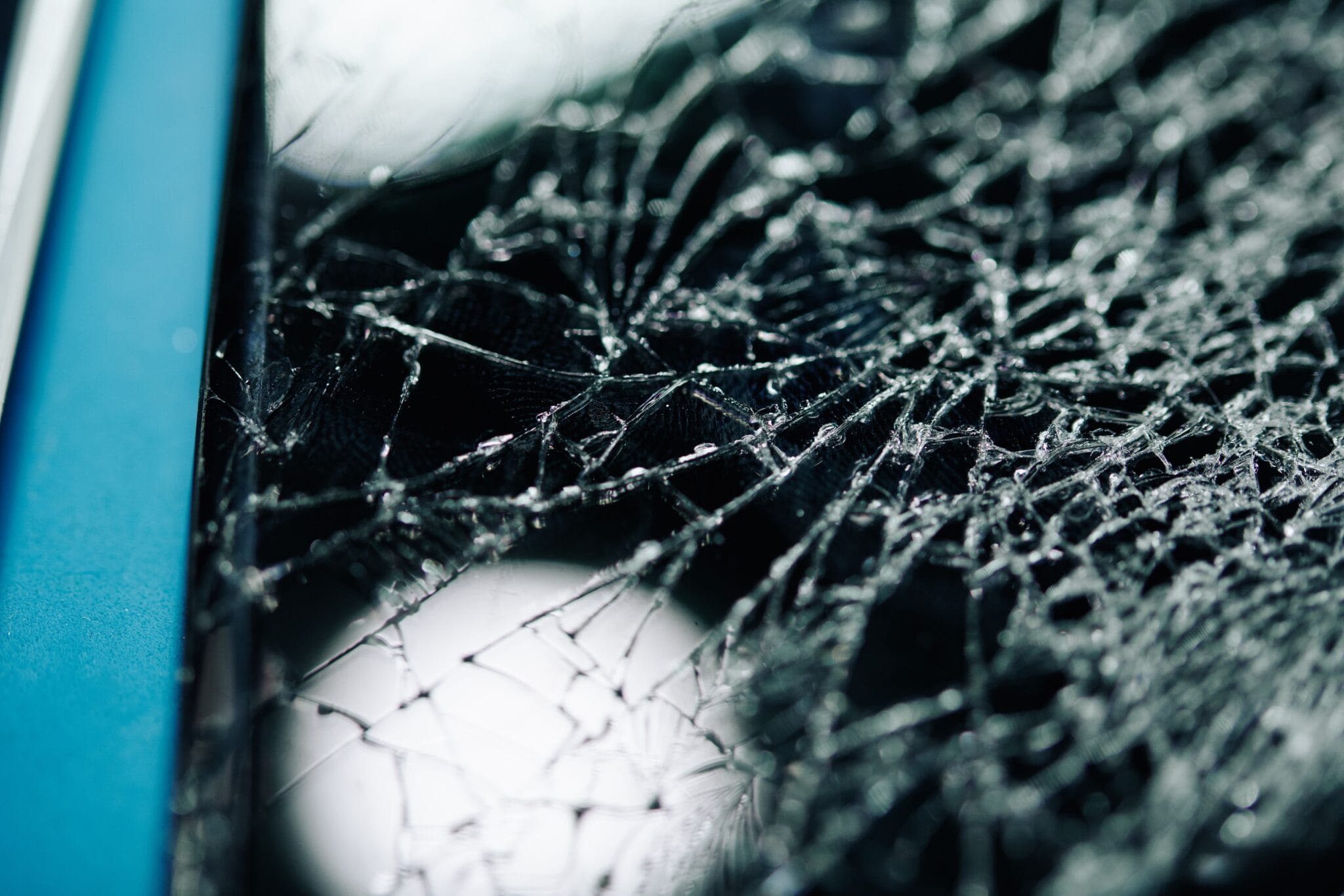 Apple iPhone Screen Replacement & Screen Repairs | PTC